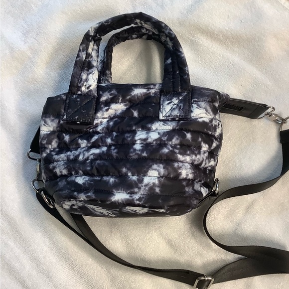 Sondra Roberts | Bags | Sondra Roberts Crossbody Puffer Purse | Poshmark
